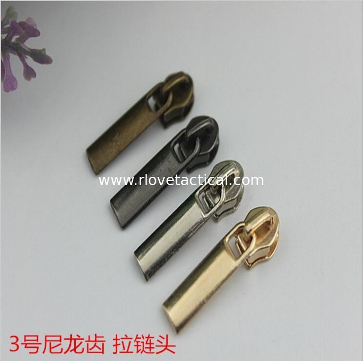 Factory direct sale zinc alloy nylon zipper teeth 3# handbag gold zipper puller design