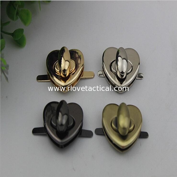 New fashion zinc alloy gold color metal bag hardware twist lock with nickel free