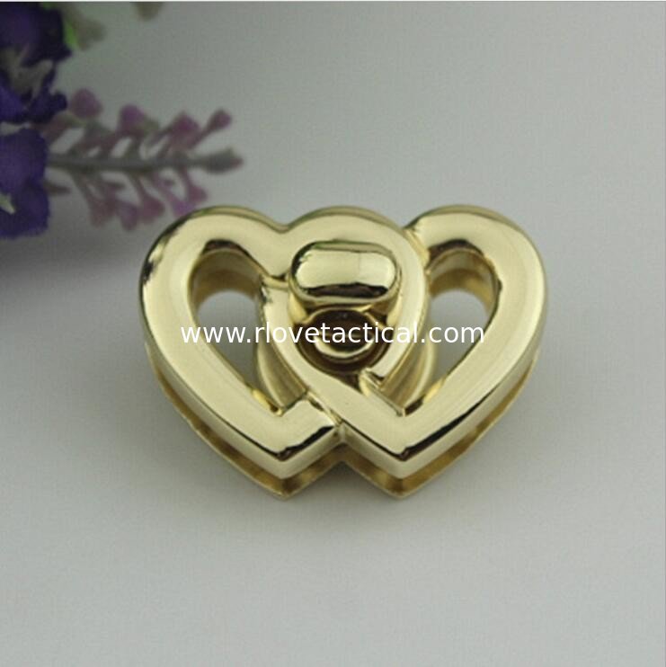 Design love-heart shape zinc alloy gold metal twist locks for purse