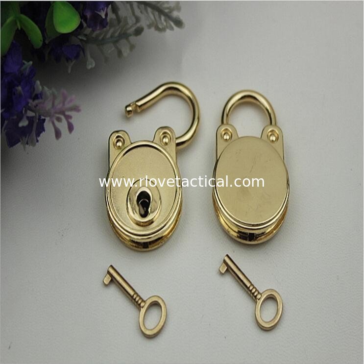 New style design bag metal accessories light gold oval shape hanging decorative padlock
