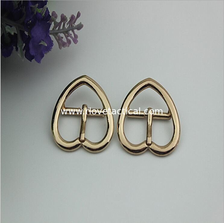 China supplier wholesale light gold 21 mm heart shape metal pin belt buckle for leather handbags