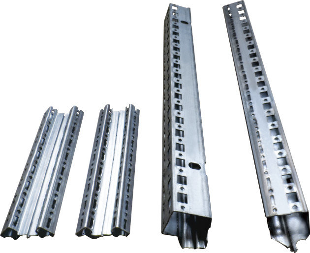 Jiangsu Huazhong Roll Forming Machine Co.,LTD. manufacturer production line
