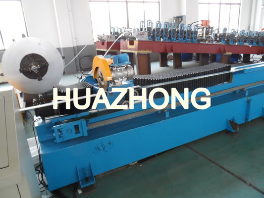 Fast 45mm rolling shutter slat forming machine for 0.22 - 0.35mm Thickness aluminum Material servo fly saw cutting