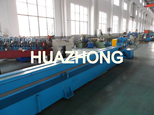 Fast 45mm rolling shutter slat forming machine for 0.22 - 0.35mm Thickness aluminum Material servo fly saw cutting