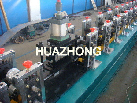 2 Tons 15-30m/min Forming Speed Rolling Shutter Machine GCr15 Steel Roller Material