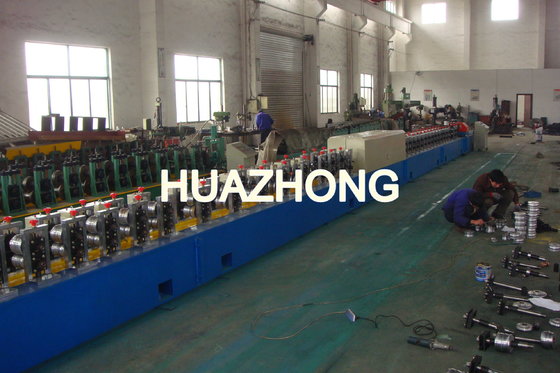 Fast 45mm rolling shutter slat forming machine for 0.22 - 0.35mm Thickness German design PU injection