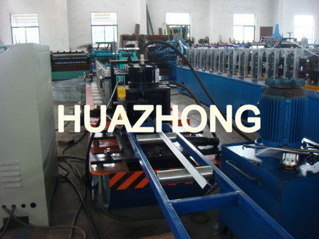 5.5kw T Bar Light Keel Roll Forming Machine Plc Control System For Shutter Door / Garage Door