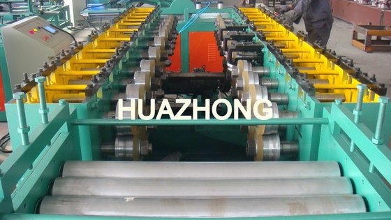 0.8-0.9mm Thickness 5.5kw Rolling Shutter Machine With Flying Saw Cutting