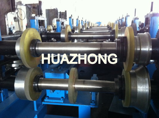 0.8mm Thickness Sectional Door Panel Machine Plc Control Steel Roll Forming Machine