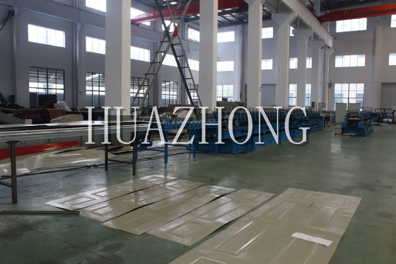 Single Skin Door Panel Sheet Forming Machine , Hydraulic Stamping Machine