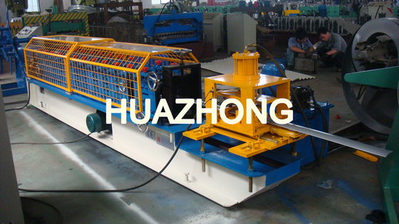 4.5 m * 0.9 m * 1.0m automatical sunshade blind machine for 70mm with 2 Tons uncoiler