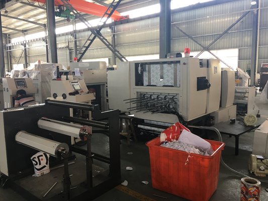 Professional Automatic Die Punching Machine For Instant Noodles Cover / Bowl Cover