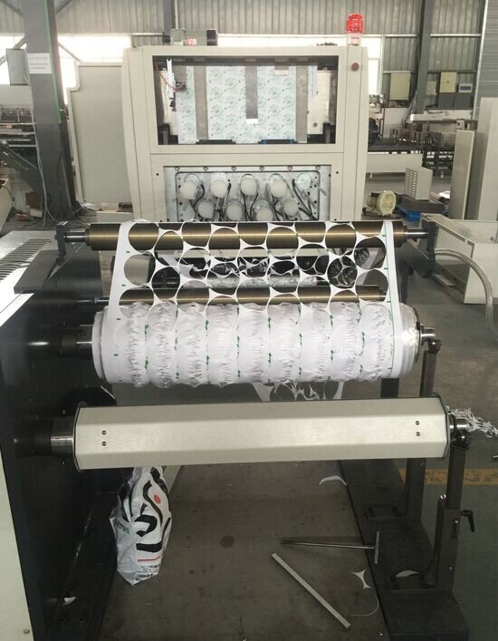 Automatic Die Punching Machine , Paper Die Punching Machine For Instant Noodle Caps