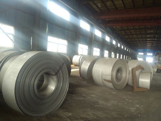 Competitive Ready Stock Hot Rolled Stainless Steel Coil L1 / L4 SGS BIS Certification