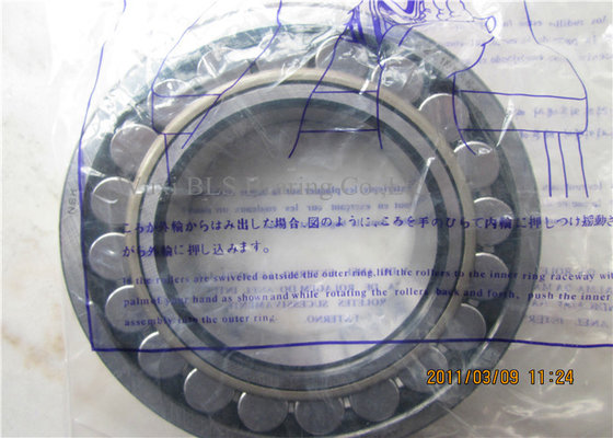 Reliable High Performance SKF Spherical Roller Bearing 22218 EAE4