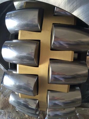 Single Row High Precision SKF Self-Aligning Roller Bearing 32036
