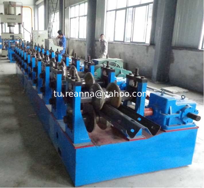 High Way Two Waves 85-310 W Type Guardrail Beam Roll Forming Machine