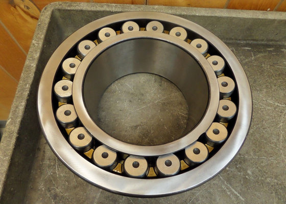 Size 100 × 165 × 65mm Spherical Roller Bearing 24120CC / W33 Chrome Steel Cage C3 Clearance