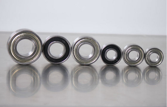 6904 Simple Structure Deep Groove Ball Bearing P4 Precision GCr15 Steel 15 x 28 x 7mm