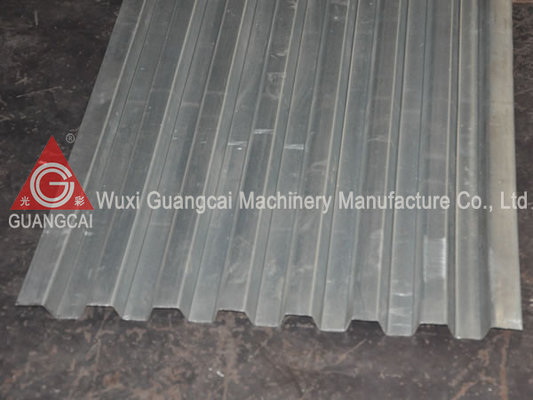 Carriage Board Heavy Gauge Roll Forming Machine For Container House Roof or Wall Panel