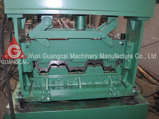 Metal Roofing Panel Floor Deck Roll Forming Machine For Theatre 0.7mm - 1.2mm