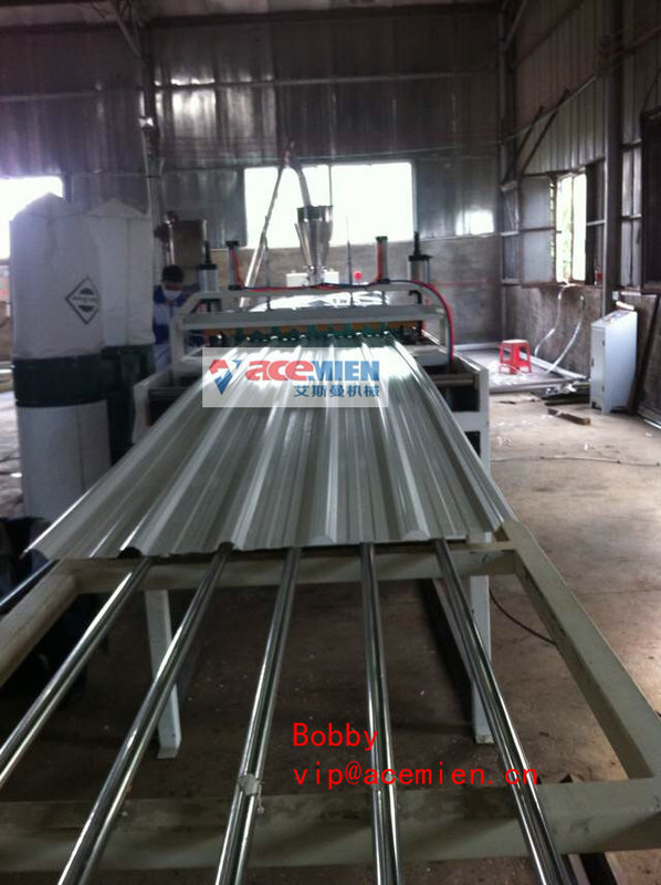 Plastic Roof Panel Roll Forming Machine with Cutter and stacker , Round and Trapezoidal Shape
