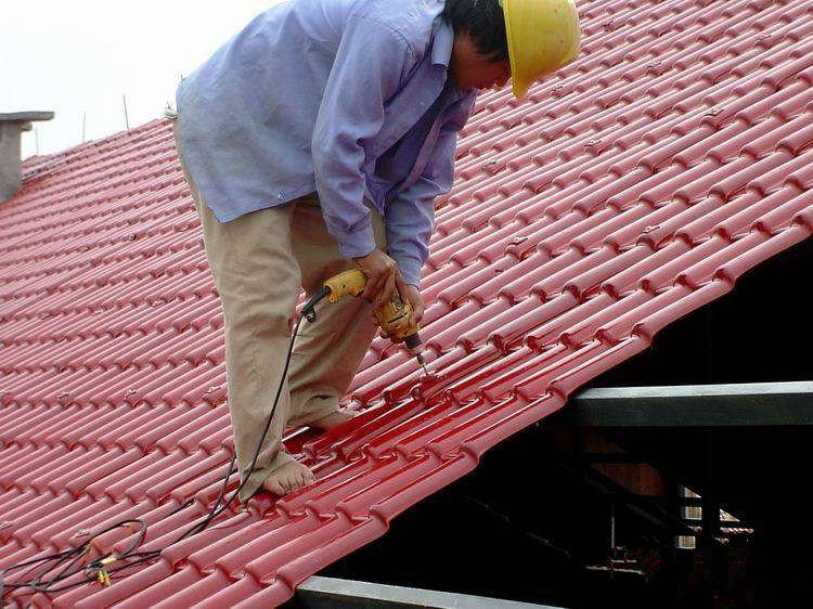Customized PVC Roof Panel Roll Forming Machine / Glazed Tile Making Machinery 1mm ~ 3mm
