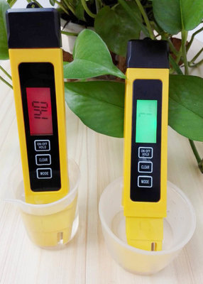 0~9999us/Cm Conductivity RO Water TDS Meter For Physics And Chemistry Teaching