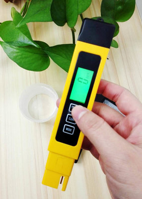 0~9999us/Cm Conductivity RO Water TDS Meter For Physics And Chemistry Teaching