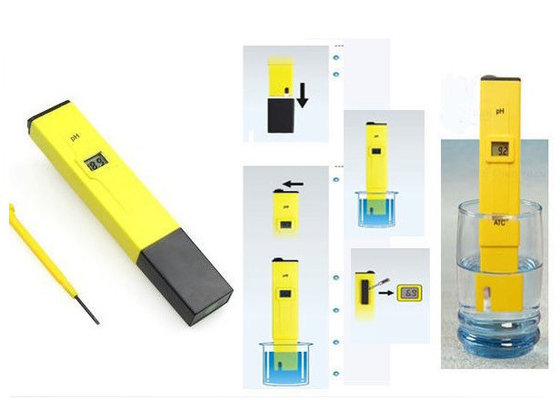 Manual Calibration Pocket Sized PH Meter , Digital Water Test Meter Easy - To - Read
