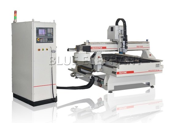 Japanese Omron limit switch , French Schneider electron 4*8 Cheap wood CNC router 1325 , wooden making cnc router