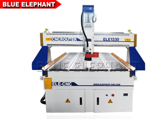 1330 Chinese Cnc Wood Router , Wood Cnc Machine With Vacuum Working Table