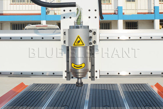 1300 * 2500 mm 4 axis cnc router engraver machine in good price with rotary device on the vacuum working table