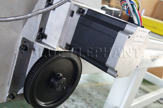 1300 * 2500 mm 4 axis cnc router engraver machine in good price with rotary device on the vacuum working table