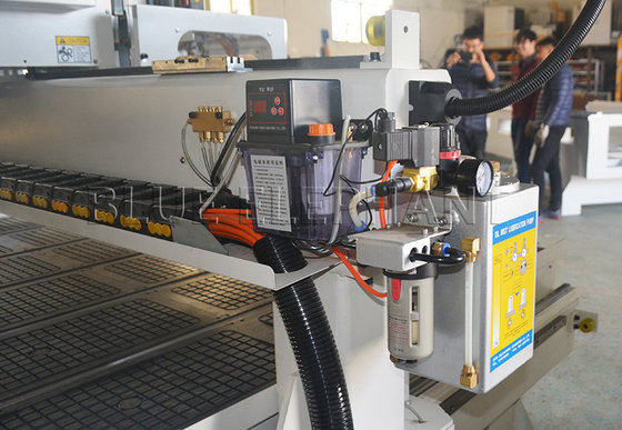 Automatic wooden furniture making machine , ATC cnc router machine 2140 big size for wood work