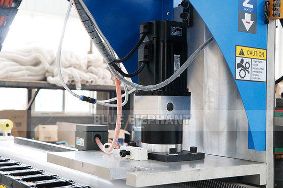 1325 Three Processes Multi Head CNC Router Machinery with HQD Air Cooling Spindle