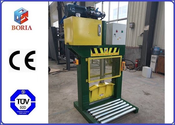 Customized Hydraulic Cutting Machine 660mm Blade Width With One Blade