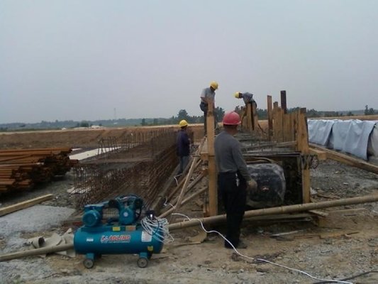 inflatable rubber balloon for culvert construction (600mm diameters) sold to Kenya