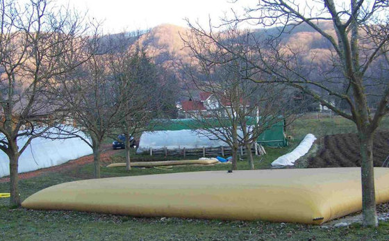 Collapsible PVC water bladder 1200L storage tank for Agriculture irrigation, PVC bladder exported to Kenya Nigeria