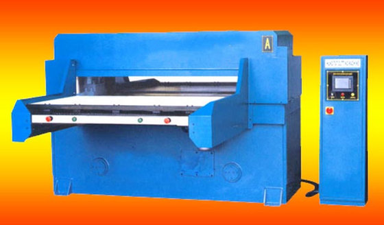 High Efficiency Environment Plastic Cutting Machine For Fabric Labor - Saving