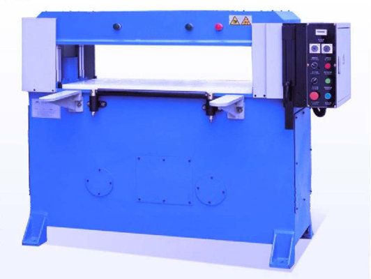 Rubber / Paper / Fabric / Die Cutting Machine 1220 * 810 mm Area 5.5KW