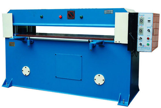 Durable Four - Column Auto Balance Plastic Cutting Machine For Cardboard