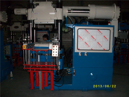 Computerized Control Injection Moulding Machine For Rubber Products