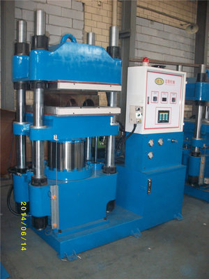 High Precision Flat Silicone Rubber Vulcanizing Machine With Collective Circuit Design