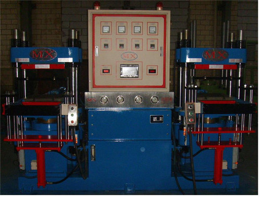 Durable 53KW Flat Rubber Vulcanizer Machine For Automobile Parts