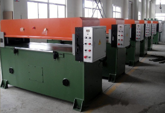 Plastikmaschine industriellen CNC/des abschleifenden Wasserstrahlschneidens für EVA