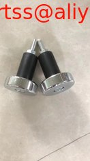 China The motorcyclist put a solid iron plug, and modified the faucet to block the throttle hand to grasp the balance plug supplier