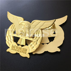 China Golden Eagle Badge, Cutout Eagle Flying Badge Customized, Eagle LOGO Badge Brooch Custom supplier