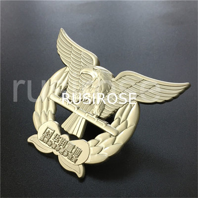 Golden Eagle Badge, Cutout Eagle Flying Badge Customized, Eagle LOGO Badge Brooch Custom supplier