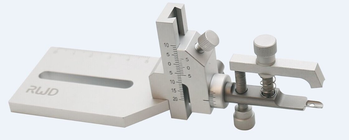 Animal Adaptors, Mouse Adaptor ,holds the mouse head by a palate bar and nose clamp, Rat animal adaptor